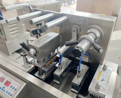 Cina Impacchettatrice automatica 50HZ di Thermoforming per la bolla della capsula della compressa della pillola in vendita