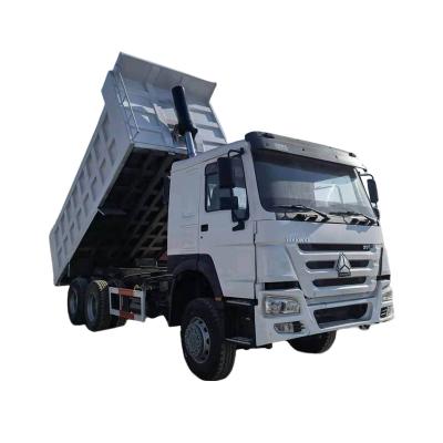 China 300-400L brandstoftankcapaciteit Gebruikte 6x4 10 wieler dumptruck met een hoge gerenoveerde standaard Te koop