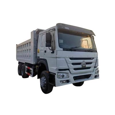 Cina Howo 10 ruote camion di scarico 20 cubici Usato camion di ribaltamento con numero di cambio in avanti 10 in vendita