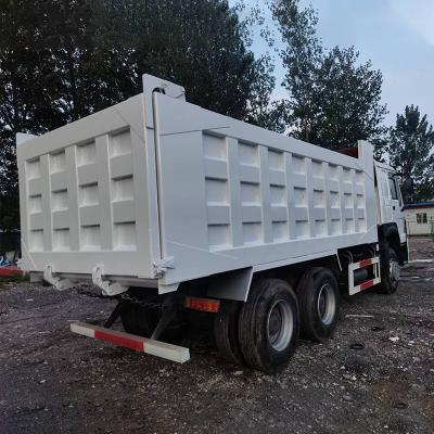 Cina Howo 10 ruote camion di scarico 20 cubici Usato camion di ribaltamento con numero di cambio in avanti 10 in vendita