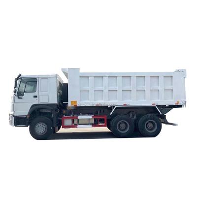 Cina SINOTRUCK 6x4 Howo 380hp 30 tonnellate 10 ruote Camionetti di scarico con gomma inclusi touch screen in vendita
