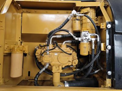 中国 シンプルなメンテナンスと高い性能で手頃な価格で使用された CAT 320d 掘削機 販売のため