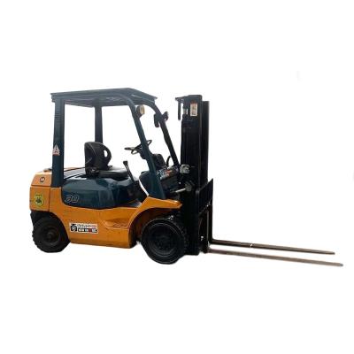 China Hoogst gewaardeerde tweedehands Volkslift 2,5 ton vrachtwagens met 14,4 kW hefmotorvermogen Te koop
