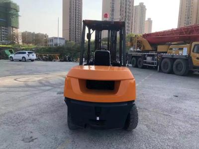 China Hoogst gewaardeerde tweedehands Volkslift 2,5 ton vrachtwagens met 14,4 kW hefmotorvermogen Te koop