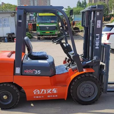 China Chinese HELI 3,5 ton gebruikte dieselforklift met flexibele manoeuvrabiliteit Te koop