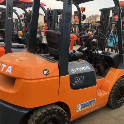China 2.5 ton 3 ton Diesel vorkheftruck met zijdelingse schakelaar Vorkbreedte 120 mast 2 fase/3 fase Te koop