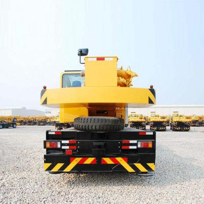 China 25T QY25K-II Chinese Hydraulic Boom Mobile Truck Crane with High Operating Efficiency for sale