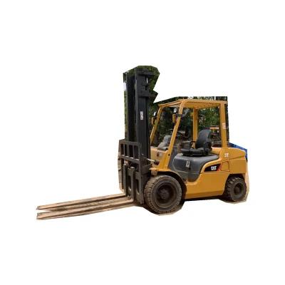 China Tweedehands hefgereedschap van 3 ton CAT FD30 diesel vorkheftruck geschikt voor zware taken Te koop