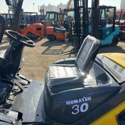 China Home FD30 Original Japan Komatsu Used Forklift Loading Machine with 150mm Fork Width for sale