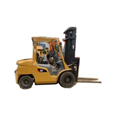 China Carregadeira diesel de 3 toneladas no Japão com altura de elevação padrão e largura de garfo de 150 mm à venda