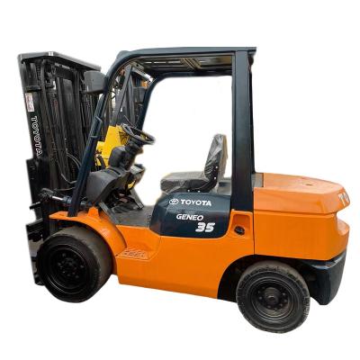 China Fácil de manobrar 3.5 toneladas 3m 4.5m 6m diesel empilhadeira para escadas de cima Cliente exigido à venda