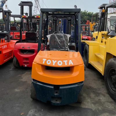 China Gemakkelijk te manoeuvreren 3,5 ton 3m 4.5m 6m Diesel vorkheftruck voor bovenste trappen Te koop