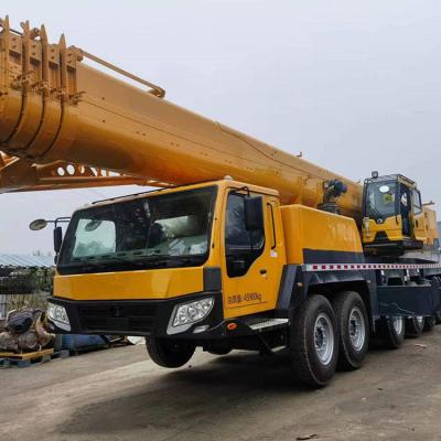 Cina Granate per camion da 100 tonnellate QY100 Granate a braccio telescopico per prestazioni e durata in vendita