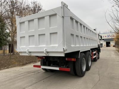 Κίνα Χρησιμοποιημένο φορτηγό 35 τόνων Sinotruk HOWO 8*4 φορτηγό 371HP για μεταφορά ορυχείων προς πώληση