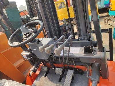 Cina 1160 mm di larghezza superiore a 2,5 tonnellate di carrello elevatore HELI con sovrappeso anteriore di 465 mm in vendita