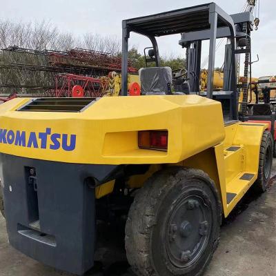 China 16 ton Komatsu tweedehands gebruikte vorklift Werktijden 2001-4000 Vooroverhang 479mm Te koop