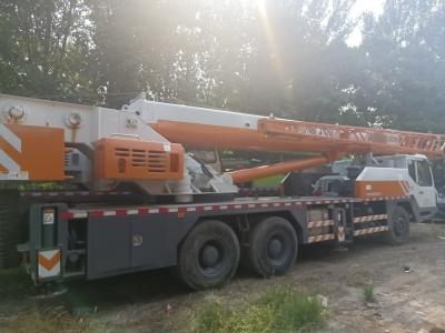China Custom Used Truck Crane with Minimum Turning Radius of 10.5m Zoomlion Crane 30 Ton 35 Ton for sale