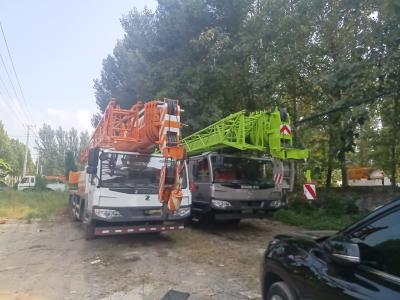 China Custom Used Truck Crane with Minimum Turning Radius of 10.5m Zoomlion Crane 30 Ton 35 Ton for sale