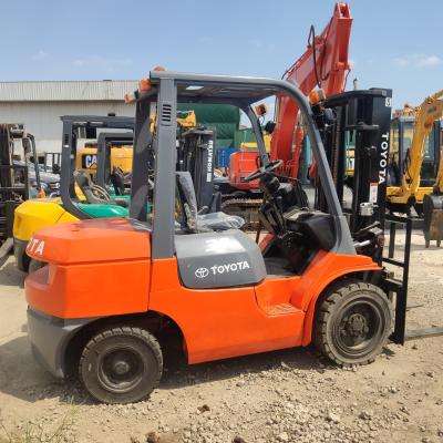 China 3 ton Toyota Diesel vorkheftruck met en laadcapaciteit 3 ton Werktijden 2001-4000 Te koop