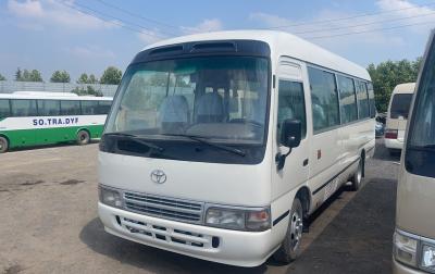 中国 30人用 トヨタコースター バス 9.00R20 タイヤと最大出力 113/5200 kW 販売のため