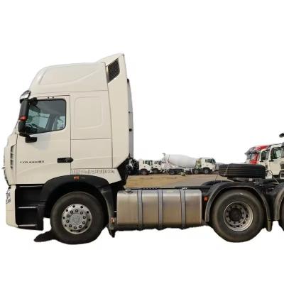 China Sinotruk Howo 6x4 10 wiel trekker vrachtwagen Gebruikt 371 pk 440 pk cilinders 6 band nummer 10 Te koop