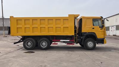 Cina Howo 6x4 40tons 45 Tonnes Yellow Tipper Dump Truck per progetti di costruzione pesanti in vendita
