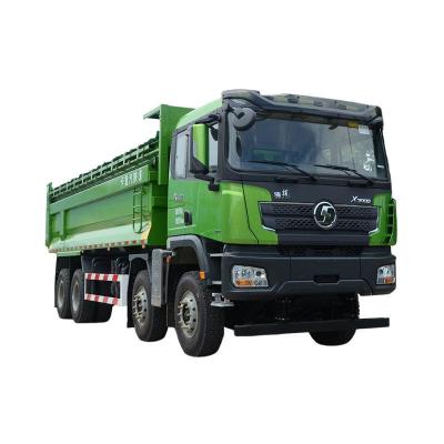 Cina 500-600L Capacità del serbatoio del carburante Shacman X3000 8x4 Camione pesante 25 M3 30-50 Ton in vendita