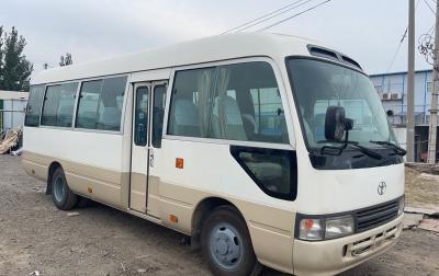 Cina 2015 Buone condizioni 30 posti Diesel tipo Used Coaster Bus V6 4.0 6GR 2.7L VVT-I Engine in vendita