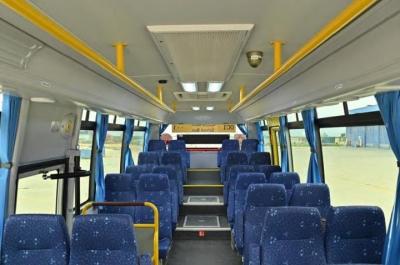 Cina Toyo ta Coaster Bus con motore YC4FA130-30 e alta velocità in ottime condizioni in vendita