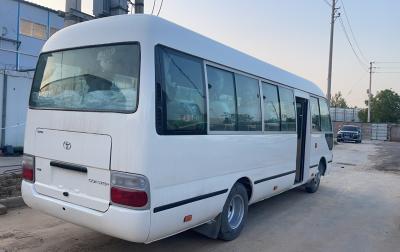 Cina Requisito del cliente Autobus Toyota Coaster 2019 con 25 posti a sedere e diesel LHD in vendita