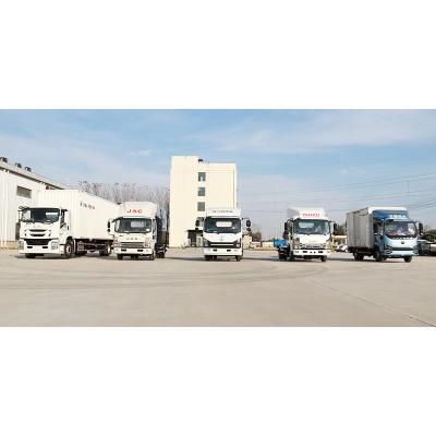 Cina Next-Gen Isuzu 45cbm Demountable Van Cargo Truck For Streamlined Logistics Transport in vendita