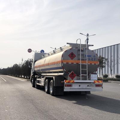 Κίνα CIMC LINYU 8*4 Dongfeng Chassis 20-40m3 Oil Tank Truck With Maximum Torque 1000-1500Nm προς πώληση