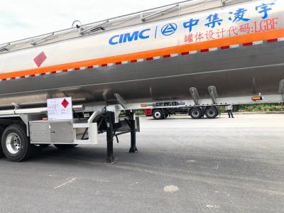 Cina Aluminum Alloy Diesel Tanker for Africa 44m3 Liquid Diesel Semi-Trailer Petrol Fuel in vendita