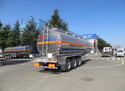 Cina 46000 Lite Oil Gasoline Semi-Trailer Fuel Tanker Transport Truck Trailer by CIMC LINYU in vendita
