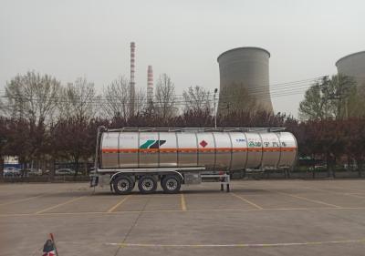 Cina CIMC LINYU 46000L Aluminum Alloy Fuel Tanker Trailer Truck with Wheelbase 6150 1310 1310 in vendita