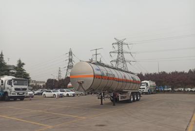 Cina CIMC LINYU 46000L Aluminum Alloy Fuel Tanker Trailer Truck with Wheelbase 6150 1310 1310 in vendita