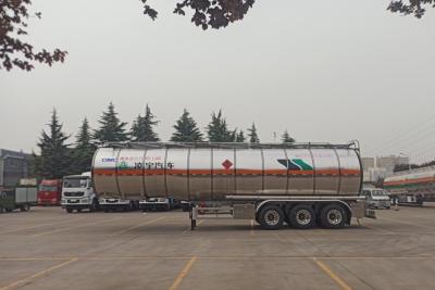 Cina CIMC LINYU 46000L Aluminum Alloy Fuel Tanker Trailer Truck with Wheelbase 6150 1310 1310 in vendita