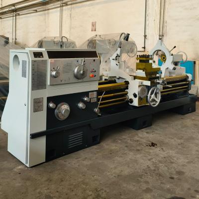 China Heavy Duty CW6194B Mechanical Lathe with 940mm Swing, High Stability, and 18-Speed Wide Range for Oversized Workpieces for sale