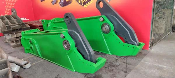 Quality Excavator Eagle Shear For Efficient Scrap Handling for sale
