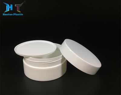 China De Vriendschappelijke Kleine Plastic Kruiken van ECO de Sticker van het 300 Grametiket met Schroefdeksel Te koop