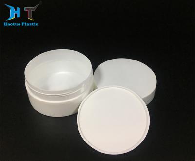 China De Vriendschappelijke Kleine Plastic Kruiken van ECO de Sticker van het 300 Grametiket met Schroefdeksel Te koop