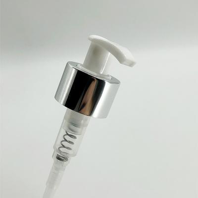 Cina pompa dell'erogatore della lozione di 24mm 28mm, erogatore di plastica della pompa della chiusura di alluminio dell'oro del nastro in vendita