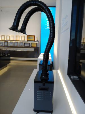 中国 HEPAフィルターが付いている2 Ductingsの美容院の発煙の抽出器 販売のため