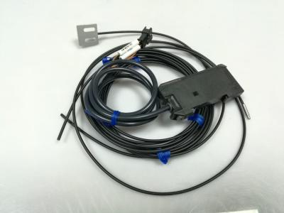 China Sensor KHW-M928A-000 YS12 YS24 de la fibra del transportador de E3X-DA41RM-S-17 YG100 en venta