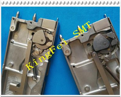 Cina L'alimentatore di F2-82-1005 LG4-M2A00-120 SMT per Ipulse F2 lavora l'originale a macchina usato in vendita