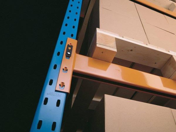 Quality Teardrop Heavy Duty Steel Selective Pallet Racking System For Warehousing for sale