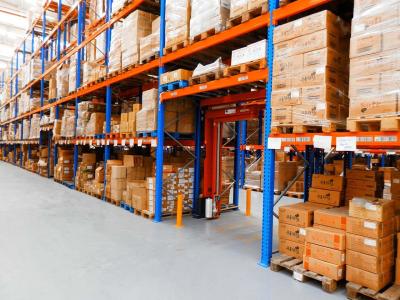 China Verstelbare selectieve palletrekken zware staalopslagplanken Te koop