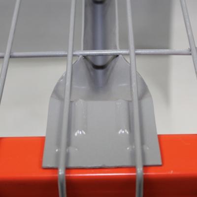 China Galvanized Steel Pallet Rack Wire Deck 50*100mm 100*100mm Mesh Grid For Shelving for sale