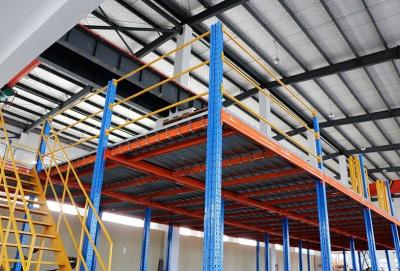 China Modulare Schwerlastindustrie Stahllager Mezzanine Fußbodenplatten Pulverbeschichtung zu verkaufen