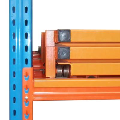 China Steel Storage Push Back Warehouse Racking Inclined Rail Safety Design for sale